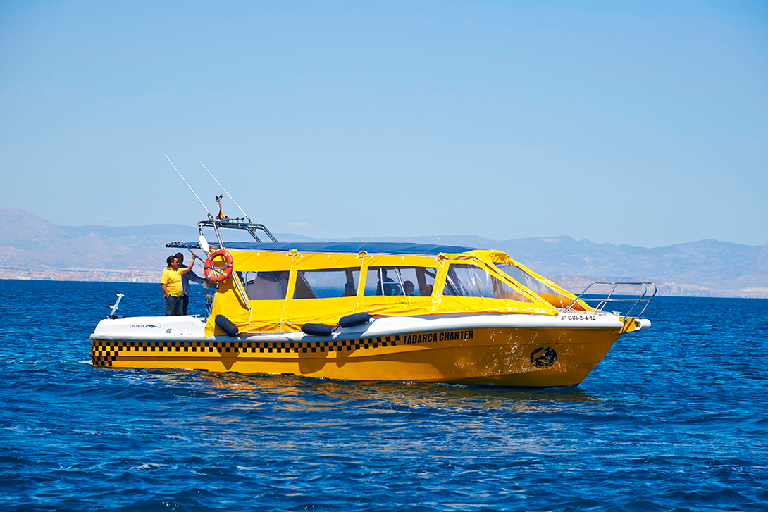 Team Tabarca boat - Tabarca Water Taxi